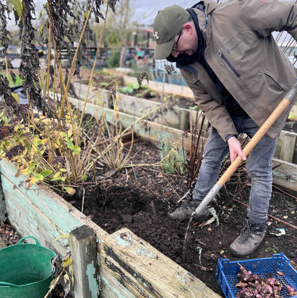 Gaining the plot – how lockdown allotment bonding transformed chef Iain ...